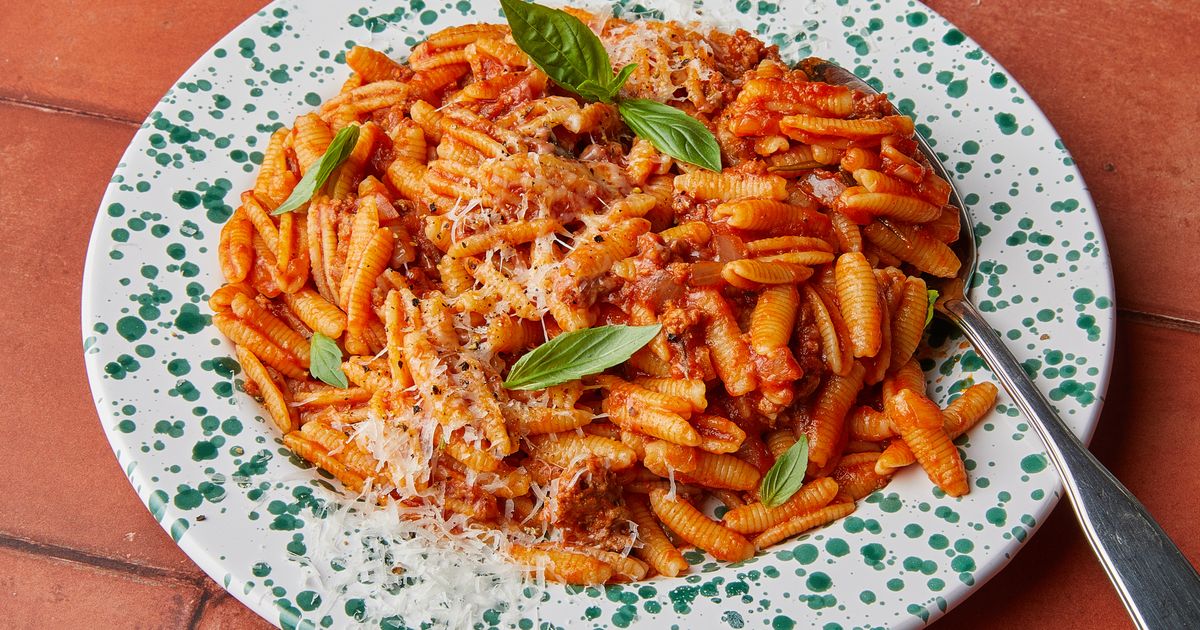 Lazy pasta Bolognese | Recipe | Kitchen Stories