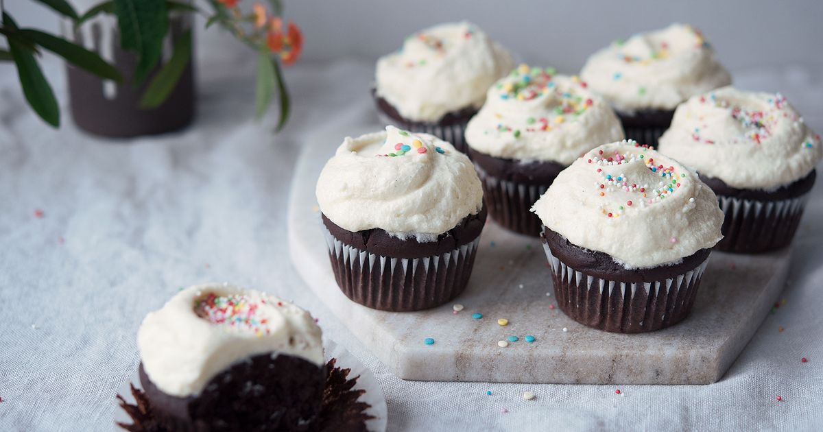 Chocolate birthday cupcakes | Recipe | Kitchen Stories