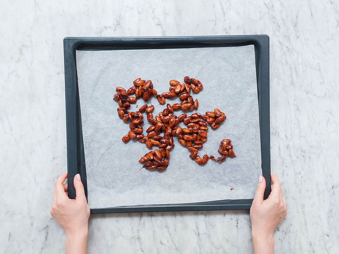 DIY candied almonds | Recipe | Kitchen Stories