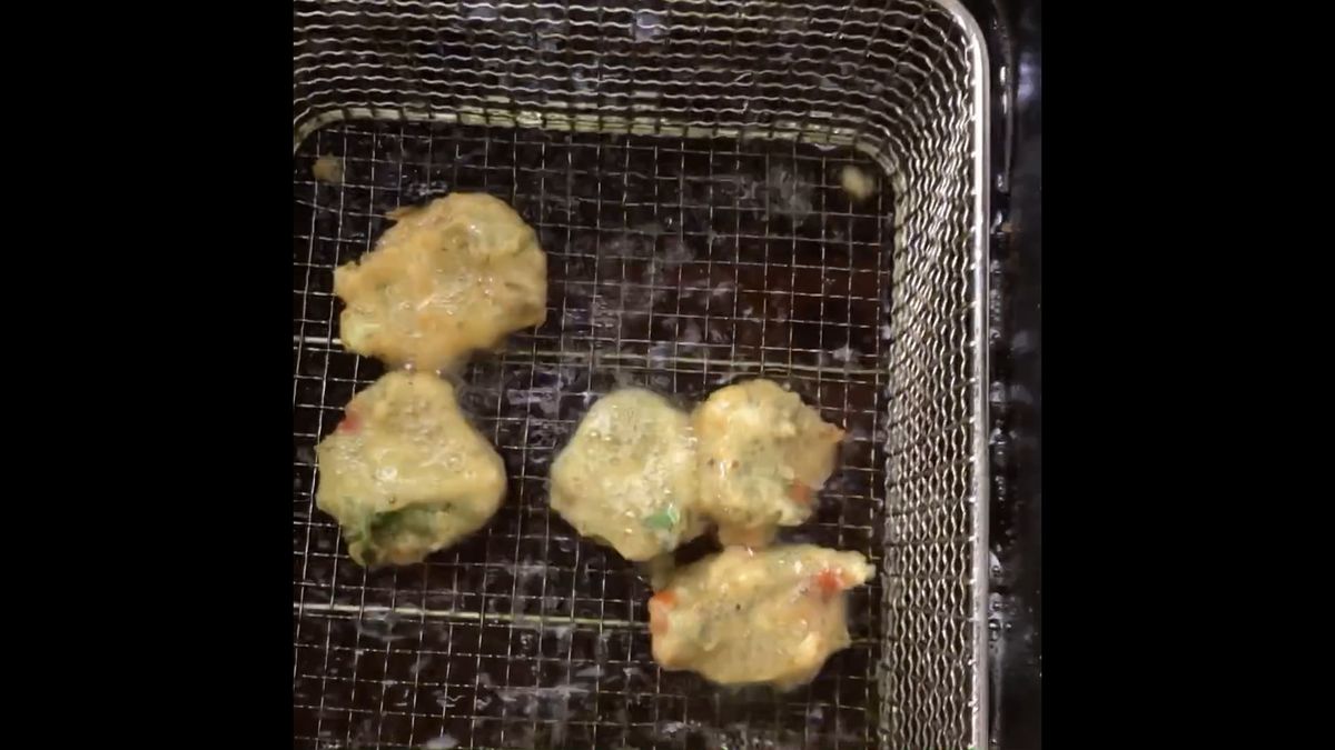 Smoked cheese choux fritters | Recipe | Kitchen Stories