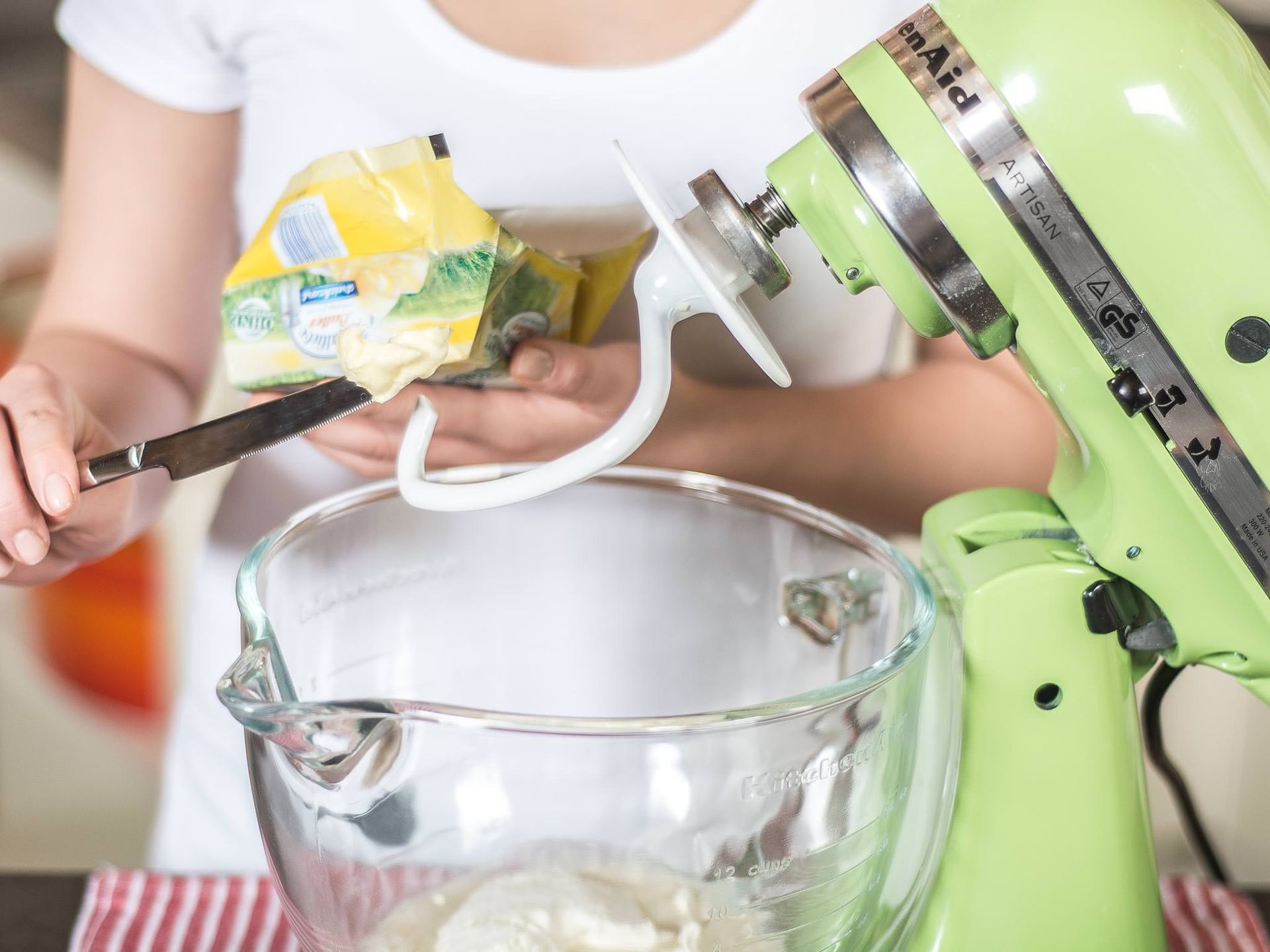 Mini quiche Lorraine | Recipe | Kitchen Stories