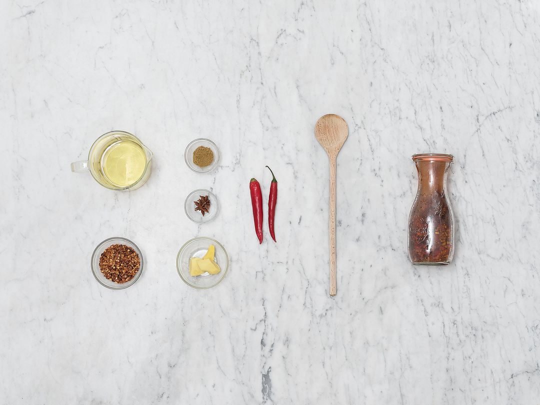 Easy garlic chili oil rice noodles | Recipe | Kitchen Stories